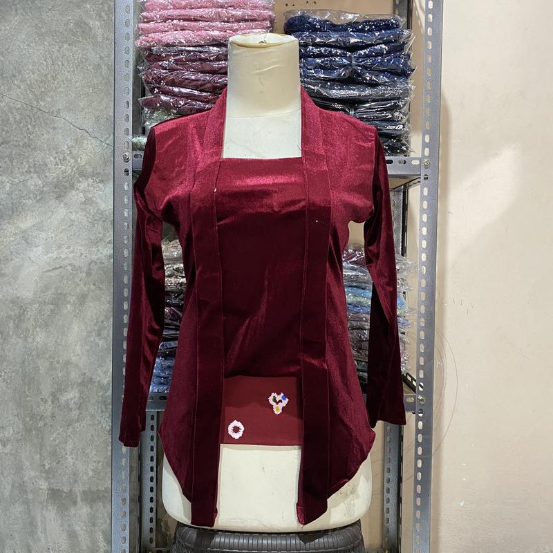 Kebaya Wisuda Kutubaru Bludru Modern Maroon - Shop | Tokopedia