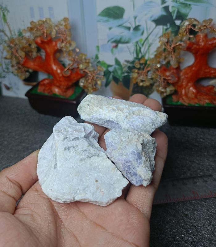 Jual Batu Natural Hackmanite Stone Rough UV Reactive (10) asli batu ...