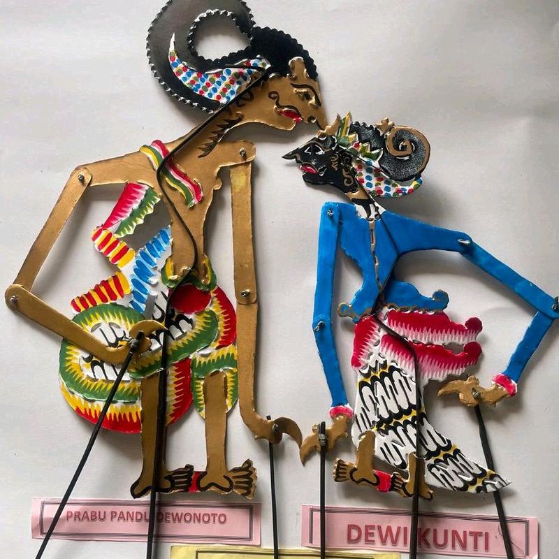 Wayang Prabu Dewanata dan Dewi Kunti Bahan Duplek Dobel Ukuran Standar ...