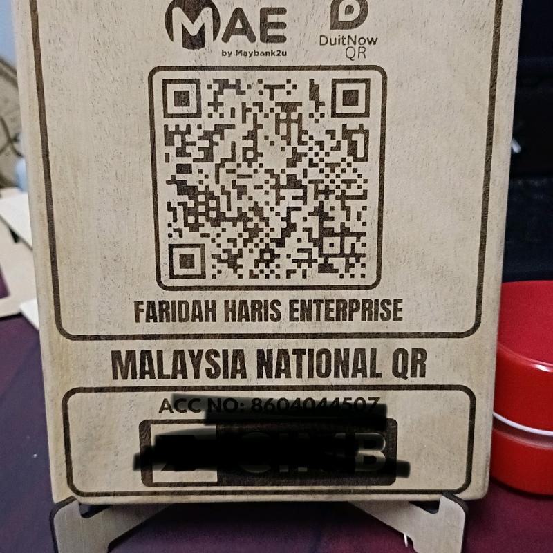 DuitNow Qr code Laser Engraved stand included - TikTok Shop Malaysia