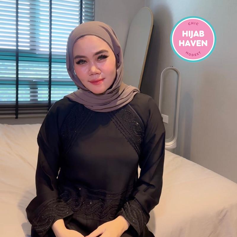 QISTINA Pashmina 2-in-1 inner ceruty babydoll - Casual & Evening - TikTok Shop Singapore