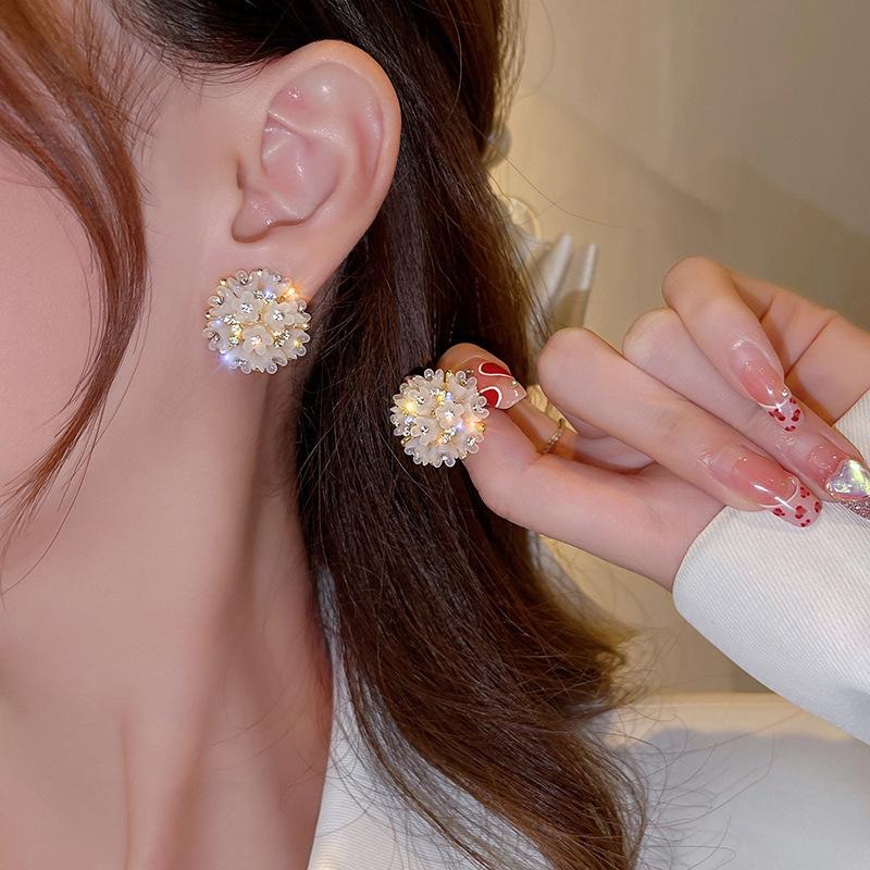 DC Anting Tusuk Wanita Korean Fashion Terbaru / Anting Cewek - Shop ...