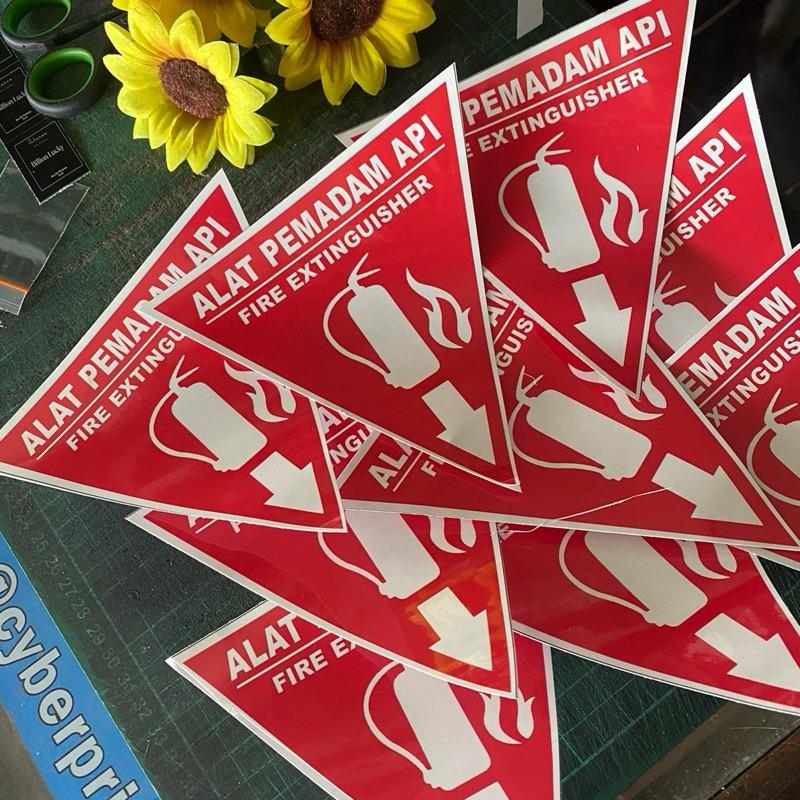 ( ISI 3 ) Sticker APAR Laminasi glossy Lebih Awet dan Tahan Gores ...