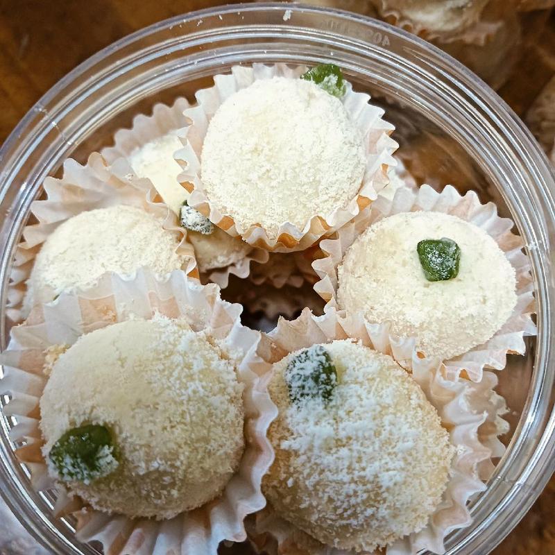 biskut suji arab -22 pcs full minyak sapi - TikTok Shop Malaysia