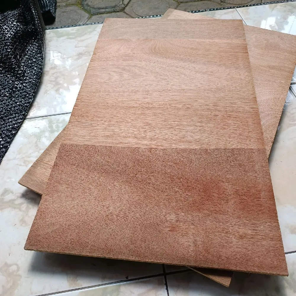 Triplek tebal 8mm ukuran 41cmx71cm/40,5cmx72cm/42,5x71cm/42,5cmx72cm ...