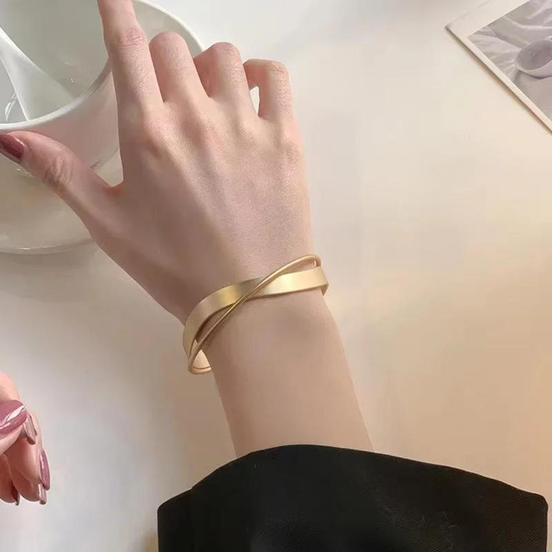 Stainless Steel Adjustable New Design Gold Plated Mobius Bracelet ...