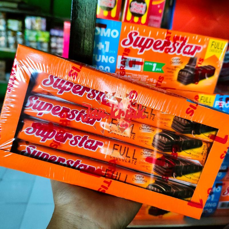 Superstar wafer triple chocolate isi 20 pcs - Shop | Tokopedia