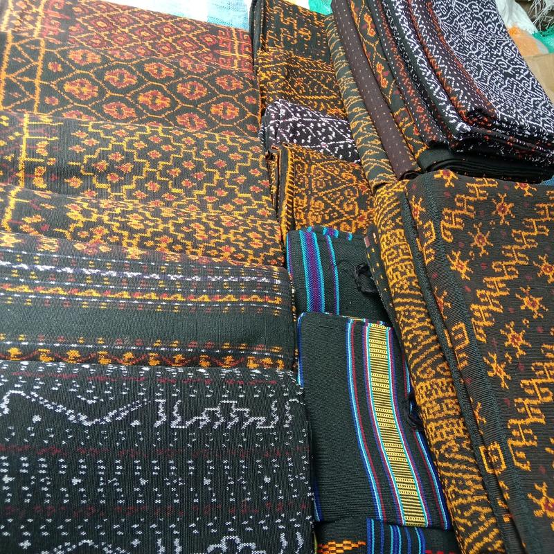 Kain Tenun Asli Adat ende lio Tahan air - Shop | Tokopedia