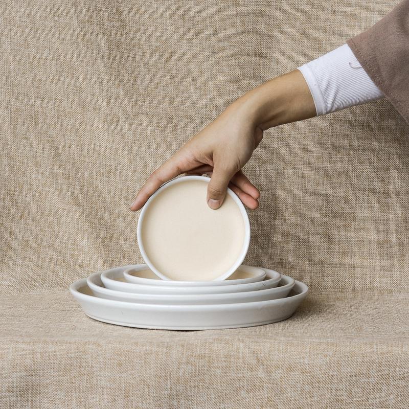 White ceramic saucer/ Pelapik pasu seramik - TikTok Shop Malaysia