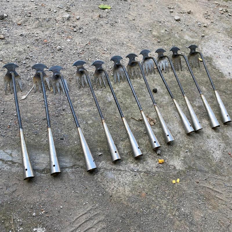 Alat Pencabut Rumput liar Bahan Full besi Garpu 4 Penyiang Rumput ...