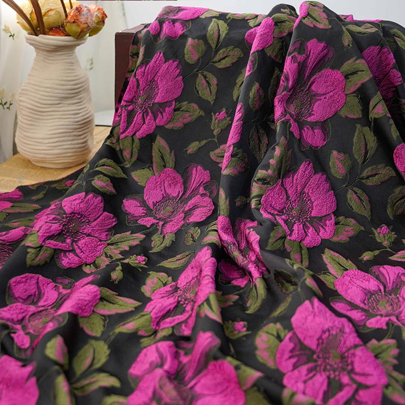 Kain Jacquard, Bunga Besar Mawar dan Daun Hijau, Dicelup Benang ...
