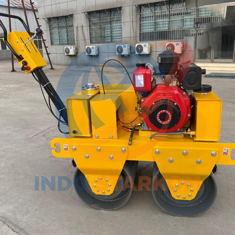 Mesin Baby Roller Double Drum 2.5 Ton Mesin Pemadat Aspal 2.5Ton - Shop ...