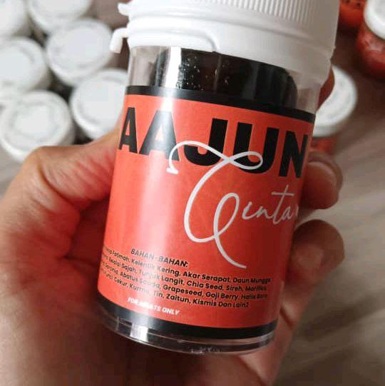 1 BOTOL BESAR MAAJUN CINTA KURMA (ALONG PDOT) - TikTok Shop Malaysia
