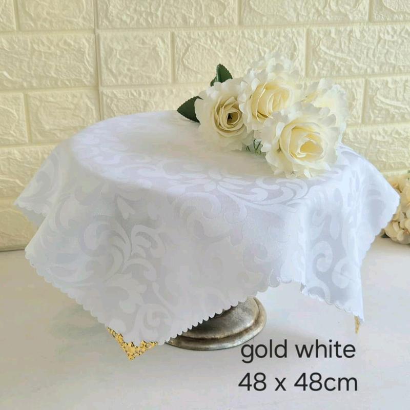 Alas Dulang Kain satin corak dokoh besi 4segi 48cm X 48cm - TikTok Shop ...