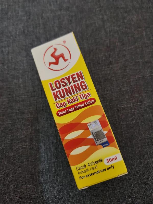 Three Legs Yellow Lotion 30ml (Cap Kaki Tiga) - TikTok Shop Malaysia