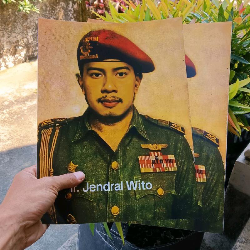 stiker jendral wito ukuran 30cm x 21cm,bahan vinil stiker,tinggal ...