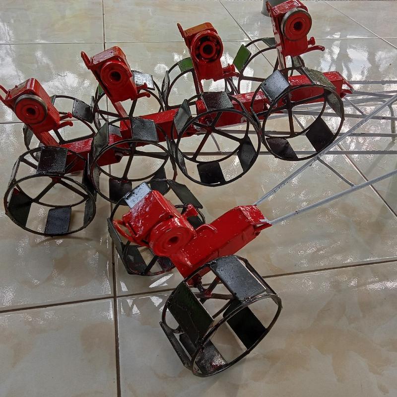 Traktor Mainan Anak Miniatur Traktor Terbuat dari Besi - Shop | Tokopedia