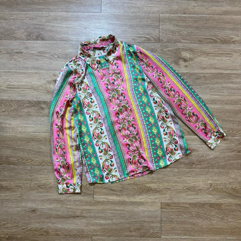 Jen Ho own cloths, preloved clothes all size S, these money will ...