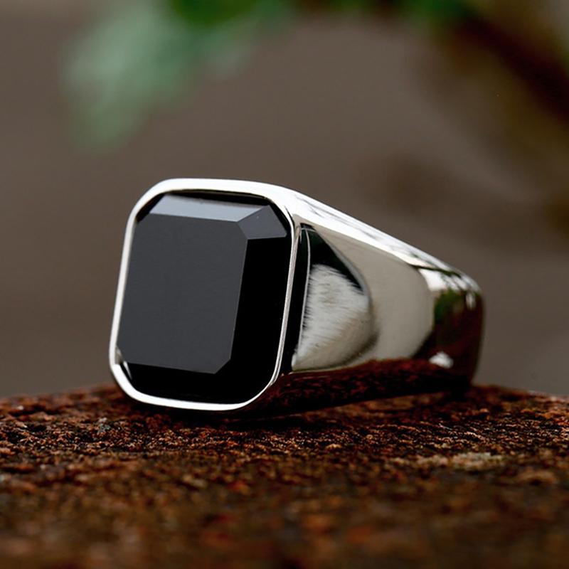 Cincin Keren Punk Punk Resin Sintetis Persegi Hitam Vintage Pria - Shop ...