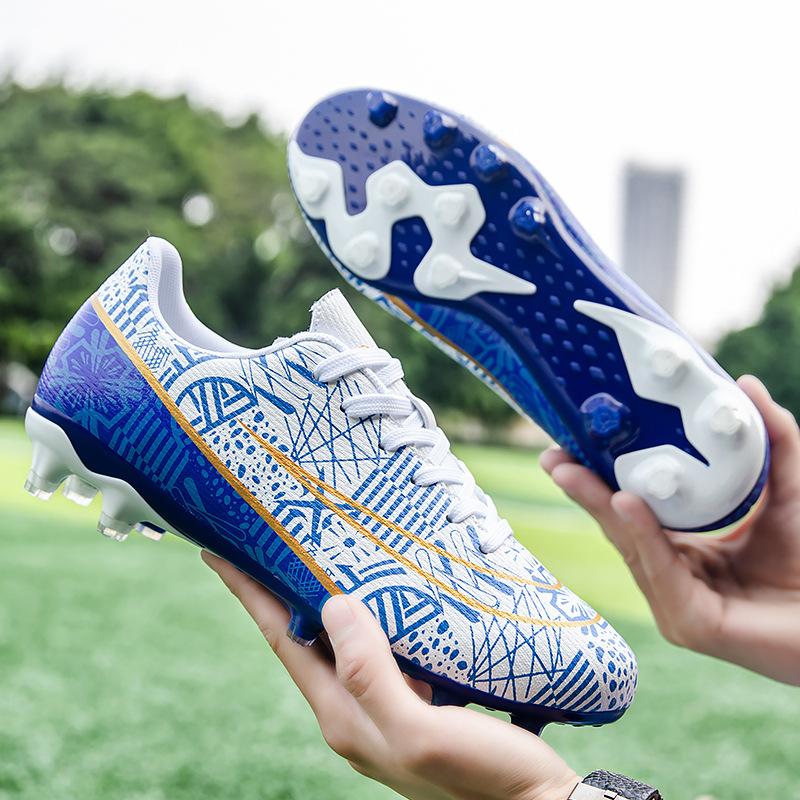 Sepatu bola sepatu, potong rendah, paku panjang, paku patah, - TikTok ...