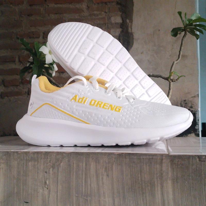 Adi Oreng Sepatu Lari & Gym Size 36-41 Running Outdoor Putih Kuning ...