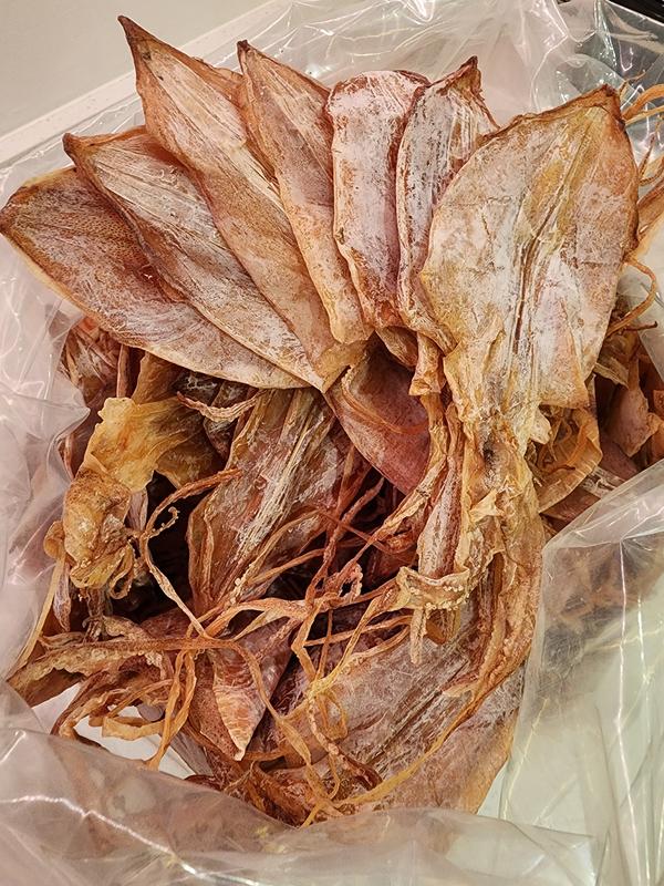 Auntie Lim Premium Dried Cuttlefish (S Size) 250gm/1kg - TikTok Shop ...