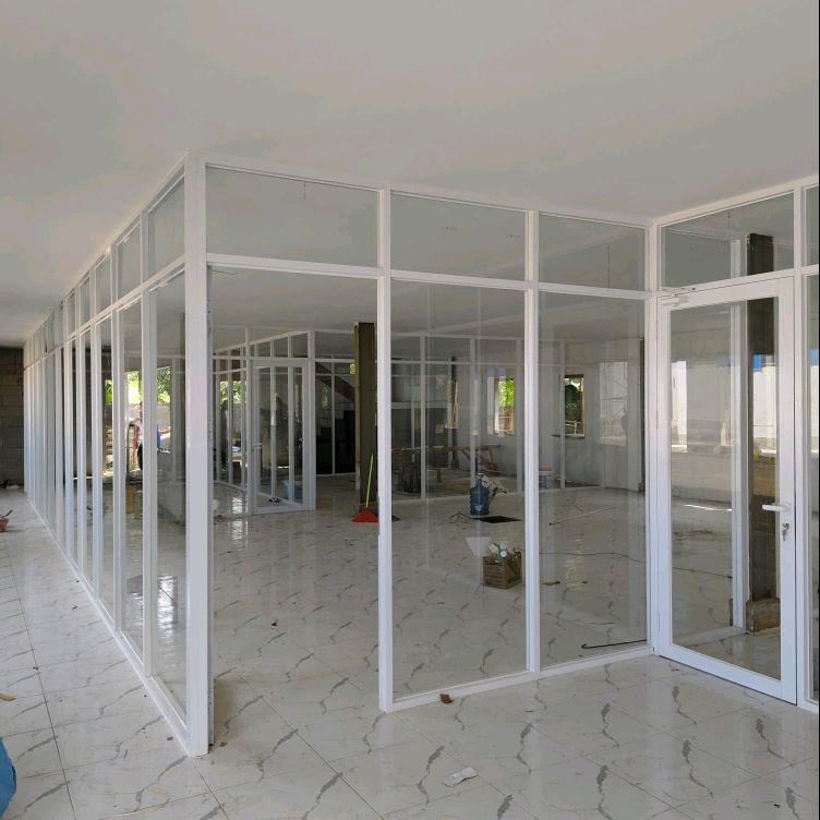 PARTISI/SEKAT RUANGAN ALUMINIUM & KACA POLOS. Untuk Ukuran dan Jenis ...