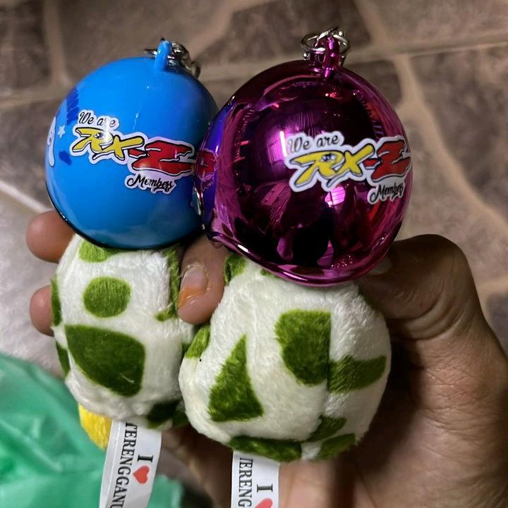 KEYCHAIN PENYU HELMET ORI TERENGGANU - TikTok Shop Malaysia