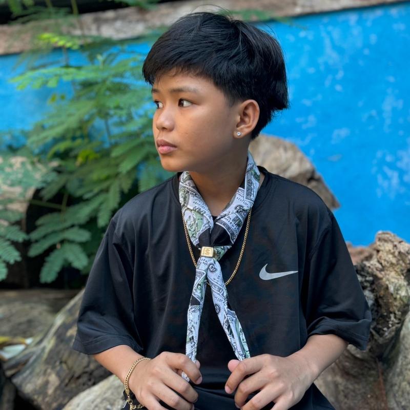 Dollar scarf 100 percent cotton - TikTok Shop Philippines
