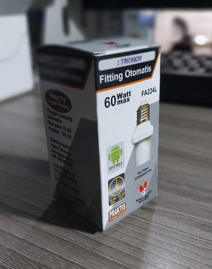 Jual FITTING OTOMATIS TIMER LAMPU FA-224 LOTRON Bukan sensor cahaya ...