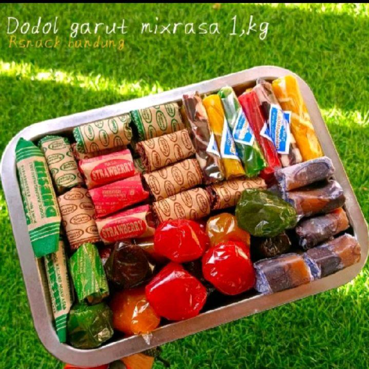 DODOL GARUT MIX ANEKA RASA 1KG - Shop | Tokopedia