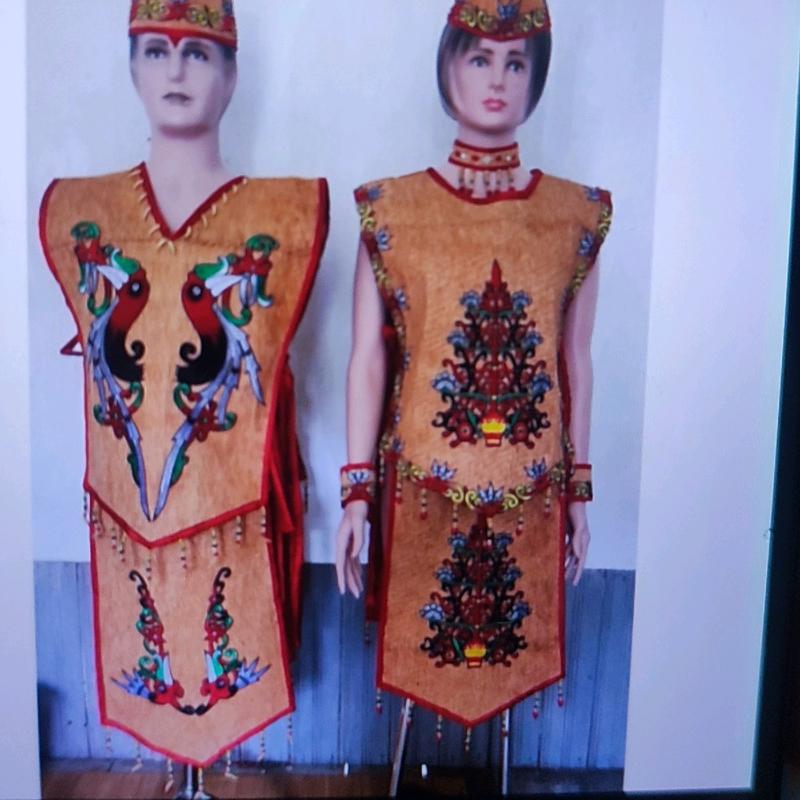 Setelan Baju Adat Pria dan Wanita Dayak LD 120 Fullset - Dewasa - Shop ...