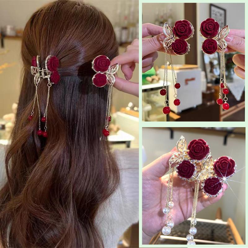Klip rambut dengan jumbai ceri kecil, mawar merah, bunga, mutiara ...