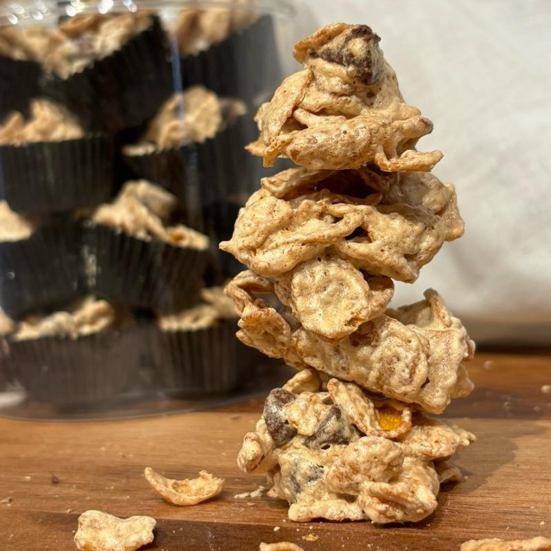 Cornflake chocolate chip meringue - TikTok Shop Singapore