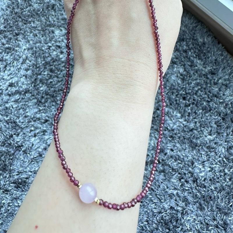[Crystalika sg] 100% Natural cat eye kunzite with faceted garnet - TikTok Shop Singapore