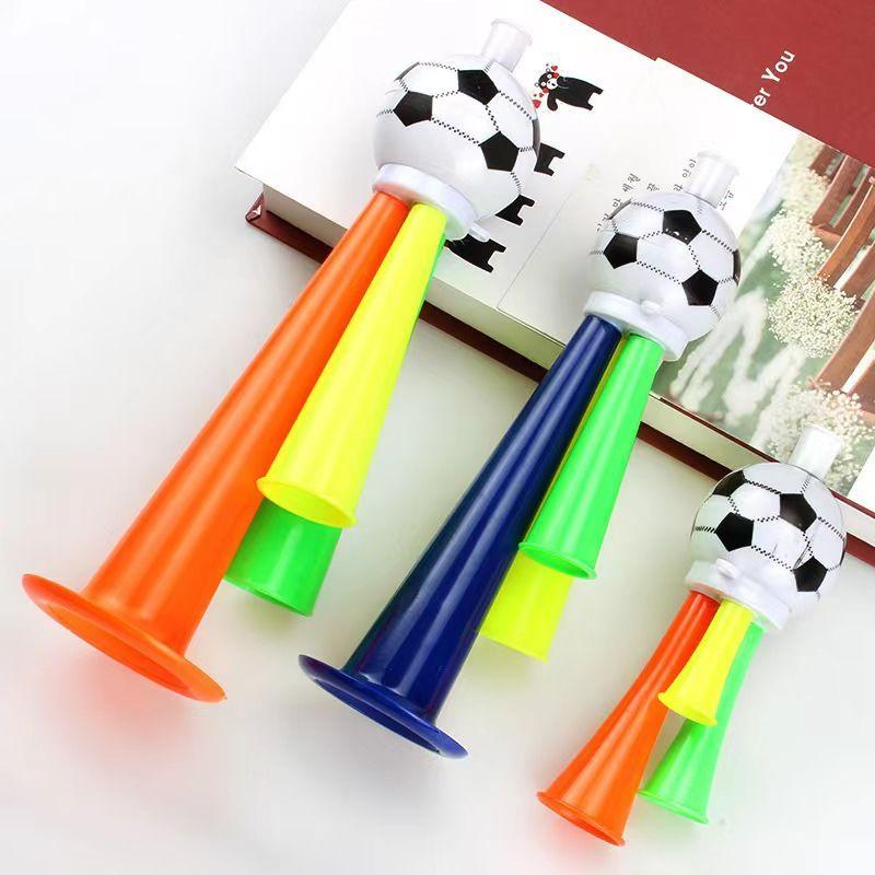 Wisel bola sepak, trompet, mainan kanak-kanak, Alat muzik, mesyuarat ...