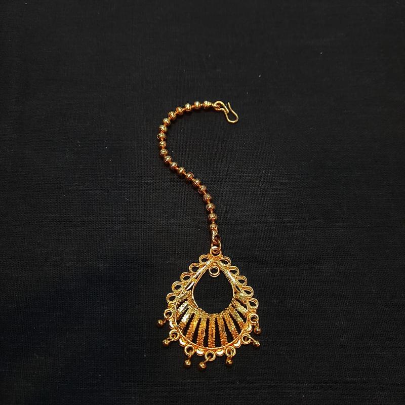 Traditional Nethi Chutti – Elegant Forehead Jewelry for Bridal - TikTok ...