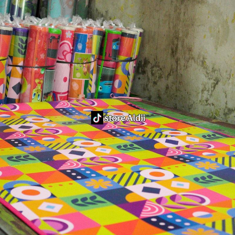 karpet tiker spon bermotif stiker karakter - Shop | Tokopedia