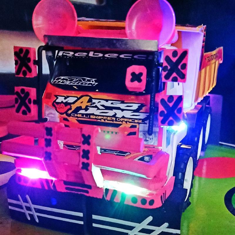 Mainan Mobil-Mobilan Dump Truk Modifikasi Keren untuk Anak Laki-Laki ...