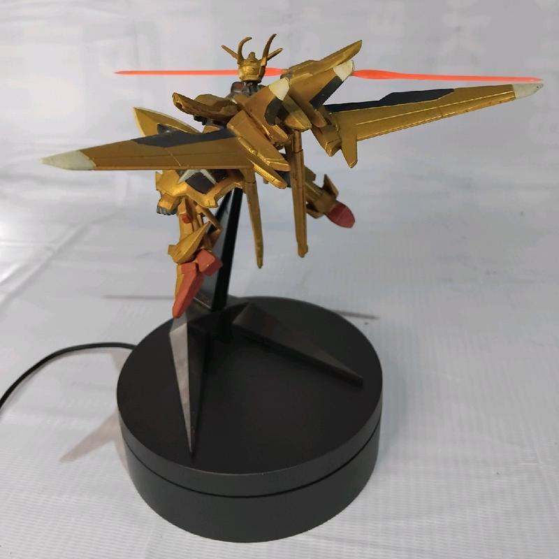 Gundam Gold Panjangan 12cm - Shop | Tokopedia
