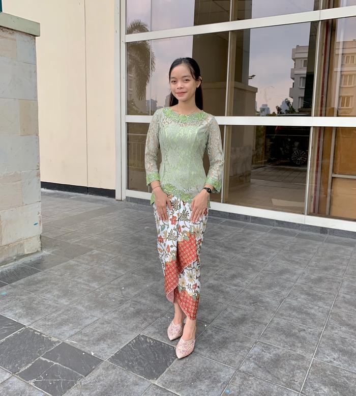 Jual ANGGUN KEBAYA - Kby Dara | Kebaya Wisuda | Kebaya Lamaran | Kebaya ...
