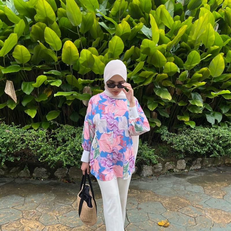 Flora Belle by Hijabiee - Blouse Chiffon Silk Modern Pattern - TikTok Shop Malaysia