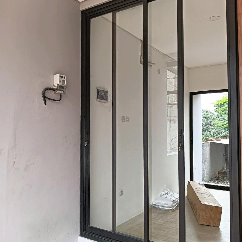 pintu sliding aluminium + kaca 5mm dua daun rel atas tambah rel bawah ...