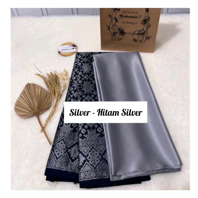 Set Kain Paket Bridesmaids Satin Velvet & Kain Songket, Baha - Shop | Tokopedia