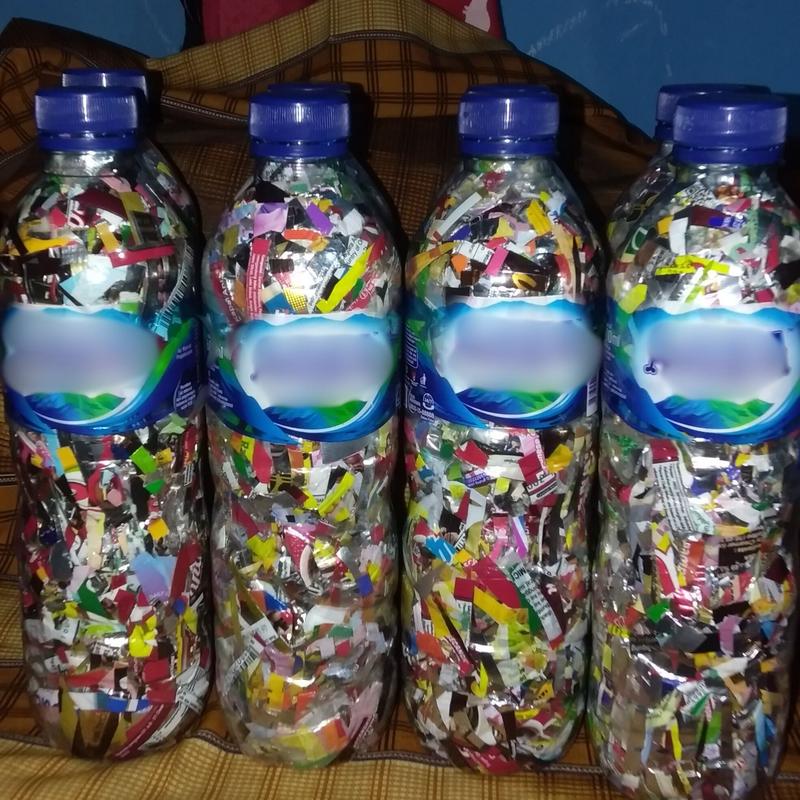 Ecobrick ekobrik botol Aqua ukuran 600Ml berat 300gram isi padat - Shop ...