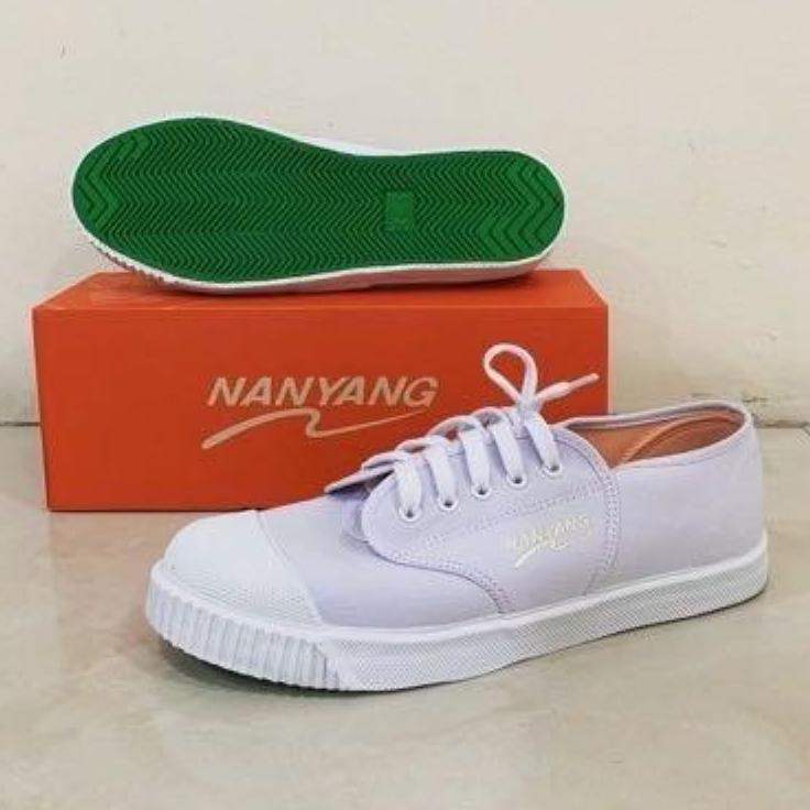 Nanyang shoes (Sepaktakraw) Sneakers student Adult canvas shoes ...