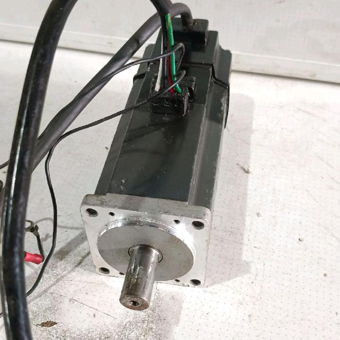 Jual AC SERVO MOTOR MITSUBISHI HC-PQ43B 400W - Kota Surabaya - LarisAC ...