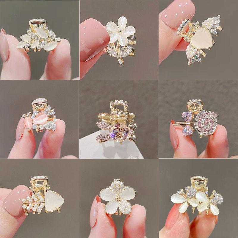 Klip Rambut Kristal, Berkilat, Indah, untuk Poni, Kuku Rambut, - TikTok ...