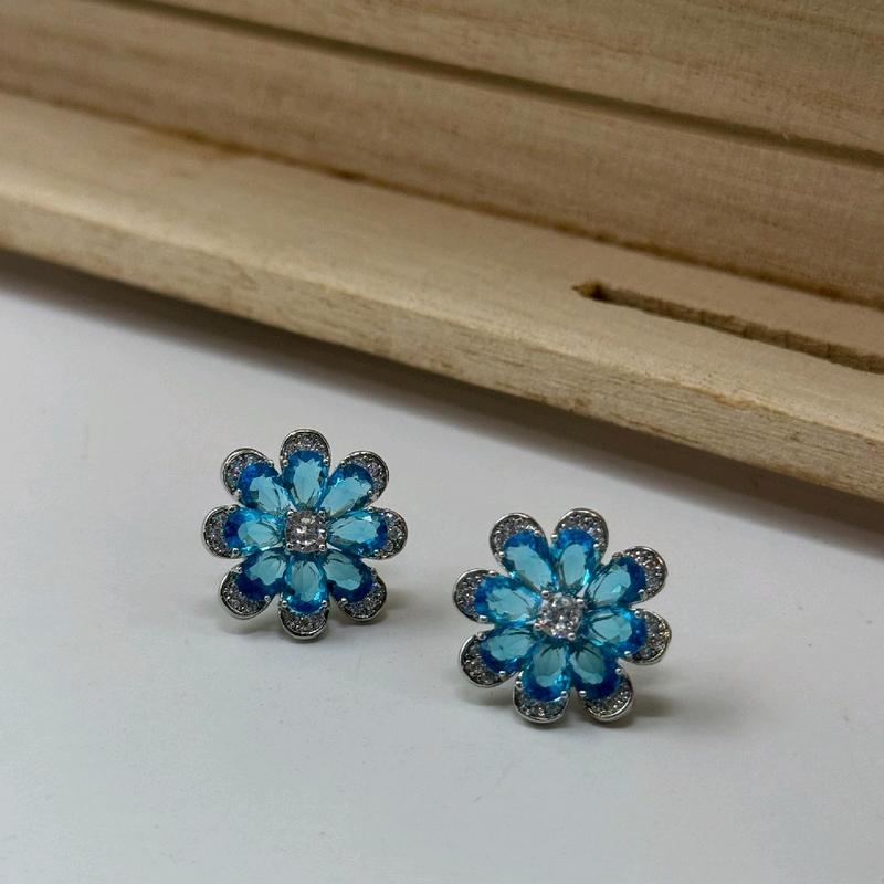 Anting-anting Bunga Kristal Biru Eksklusif - TikTok Shop Malaysia