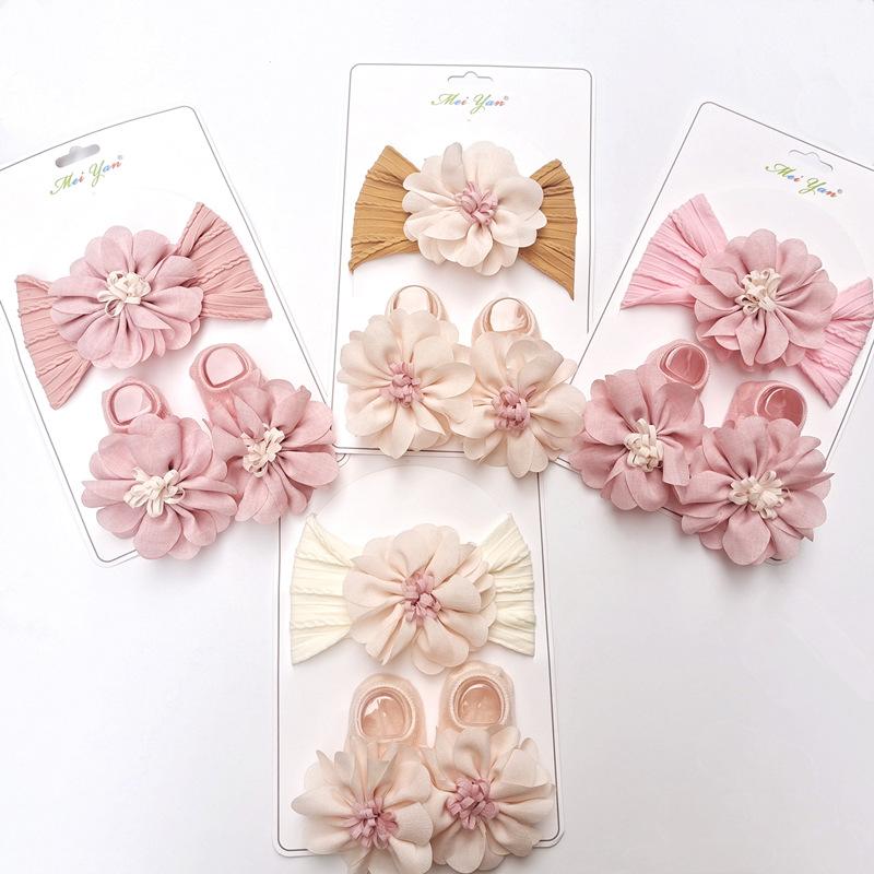 Set Ikat Kepala dan Stokin Bunga Bayi, 2 Keping, Ikatan Rambut - TikTok ...